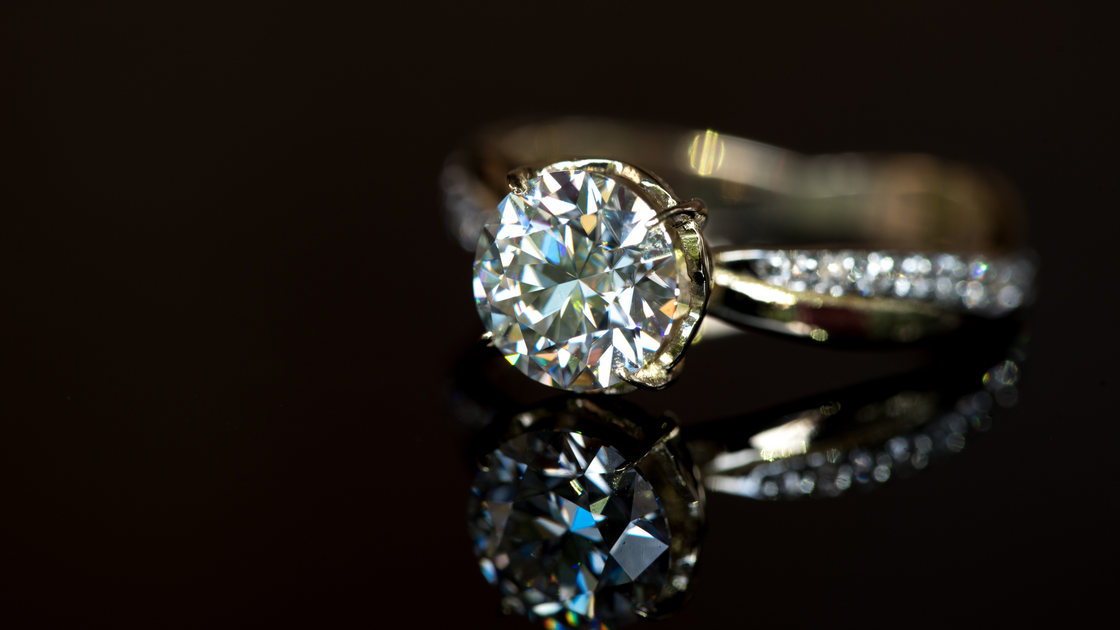 Can Engagement Rings be Resized? – Little Treasury Jewelers