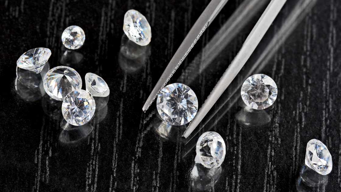What Are Inclusions In Diamonds? – Little Treasury Jewelers